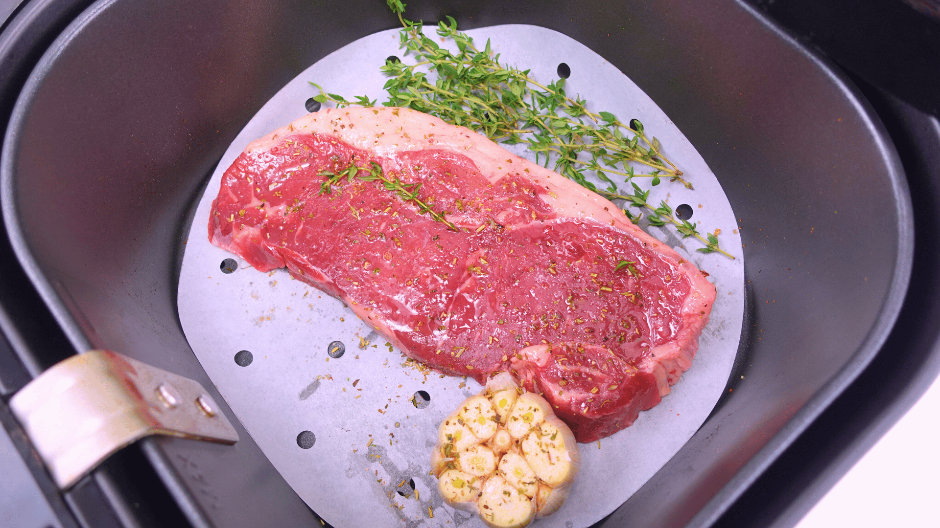 Air Fryer Porterhouse Steak (Juicy, Medium-Rare, 15 Min)